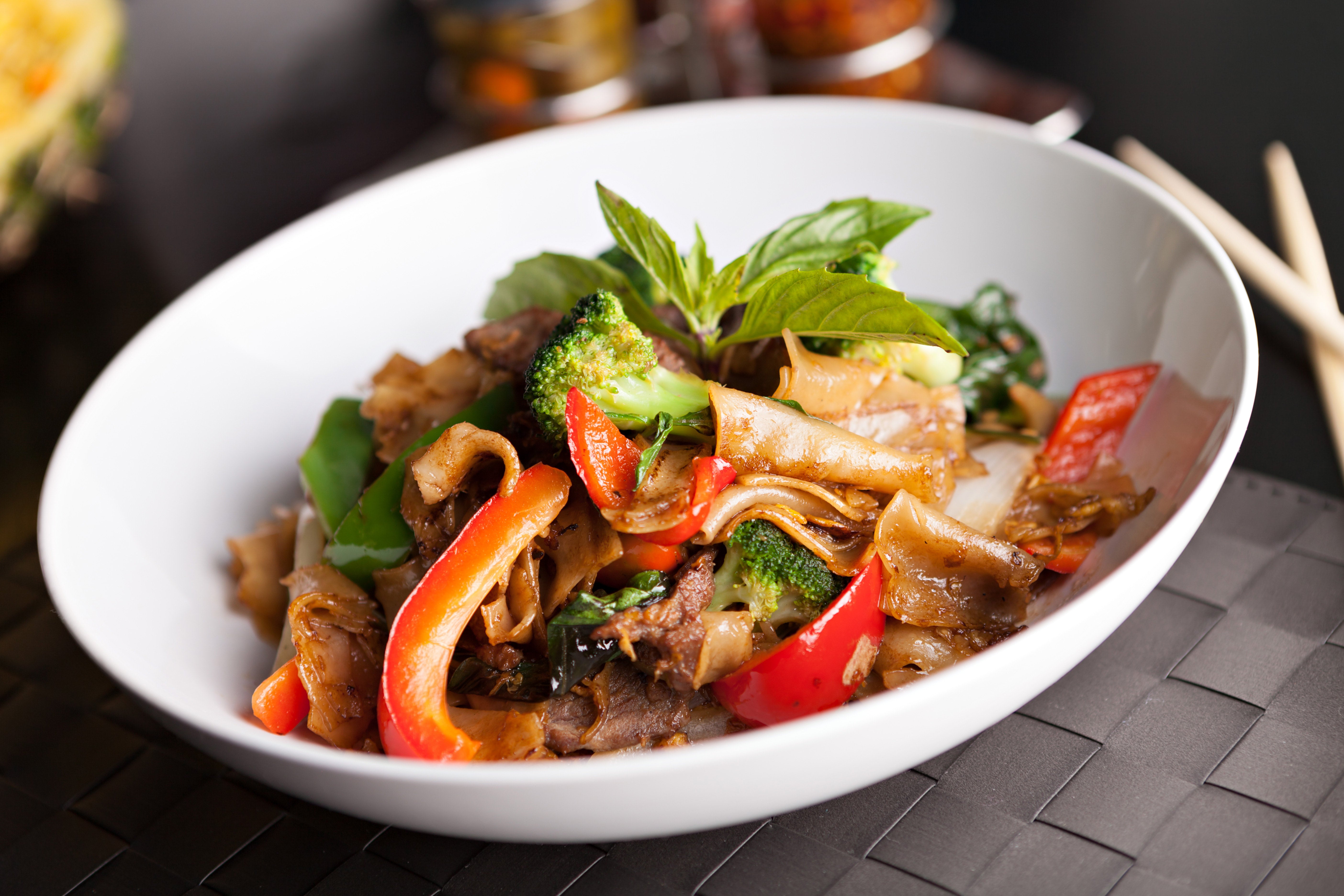 Pad Kee Mow | Thai Noodle Wave